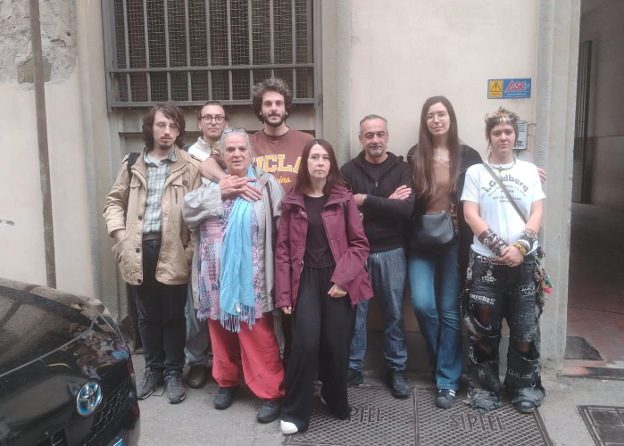 Perquisizioni per terrorismo in abitazioni esponenti dei Carc - www ...